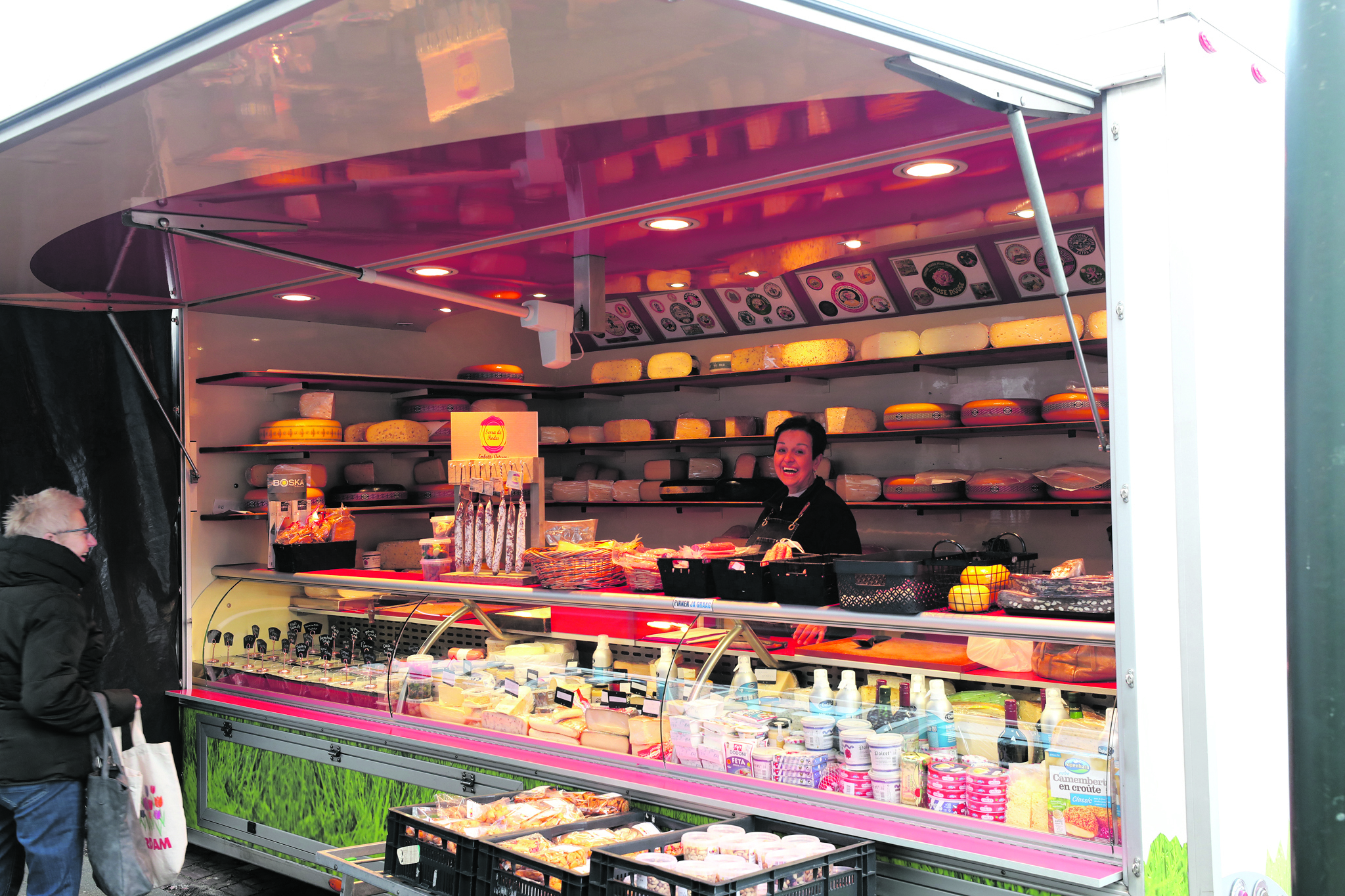 De Fijnaartse markt is een plek waar mensen samenkomen - Fijnaart Lokaal